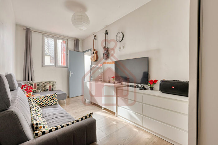 Appartement à vendre - Villejuif, Haute-Buyères, Esselières - 2 pièces - 1 chambre