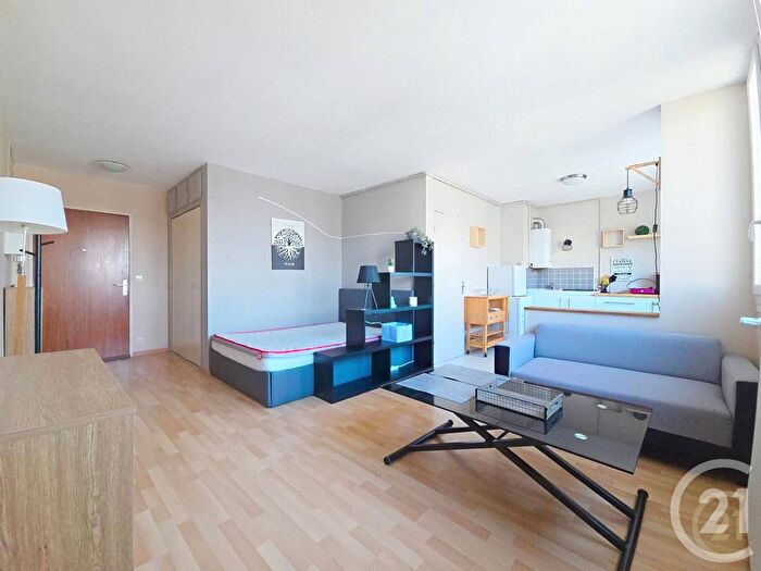Appartement 1 pièce à Compiègne, à louer