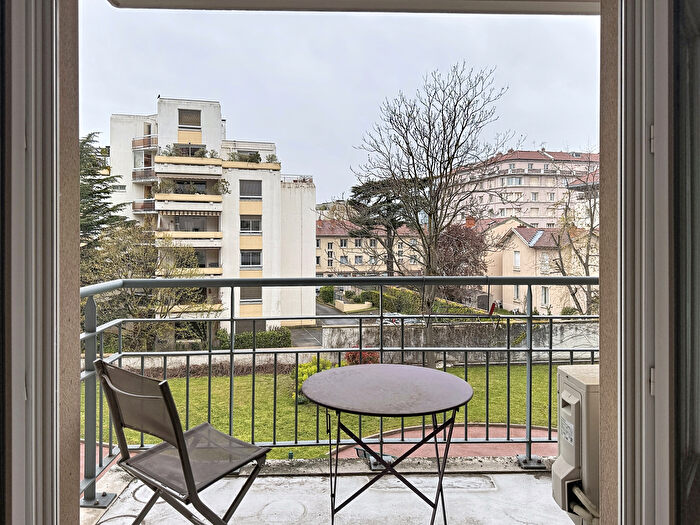 Appartement à vendre - Lyon e , Monplaisir - 3 pièces - 2 chambres