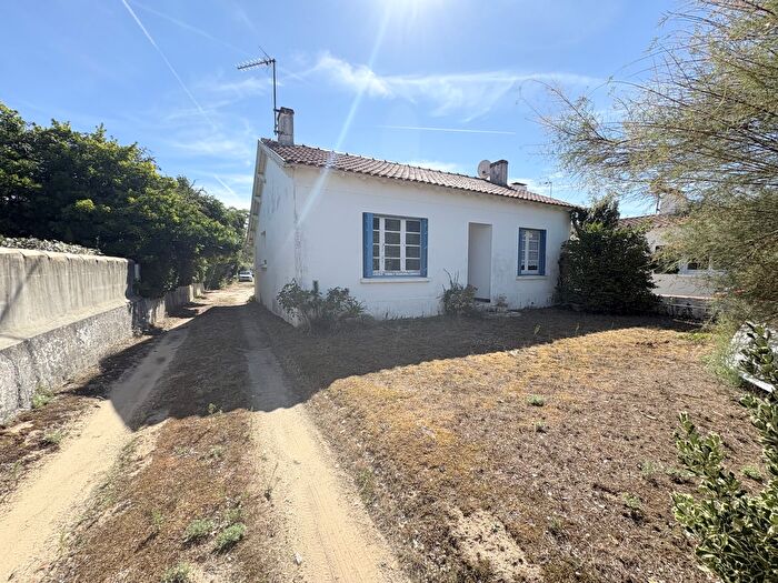 L'Épine : Maison 4 pièces à vendre