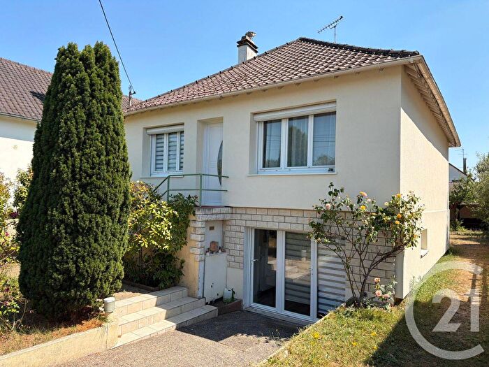 Épône : Maison 4 pièces à louer