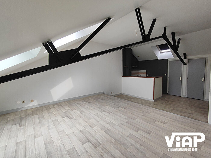 Appartement à louer - Limoges, Centre-ville, Hôtel de Ville, Emailleurs - 1 pièce