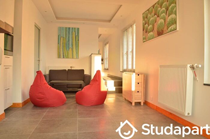 Appartement à louer - Boissiere, Trappes - 1 pièce - 2 chambres