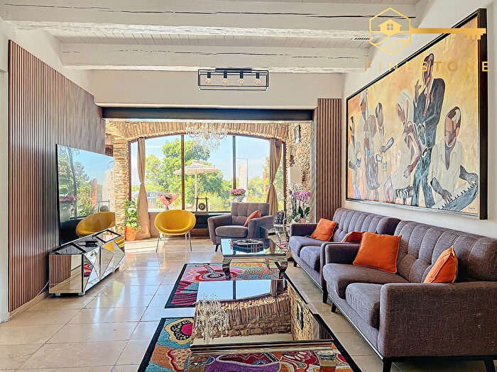 Maison à vendre - Ceyreste - 6 pièces - 5 chambres