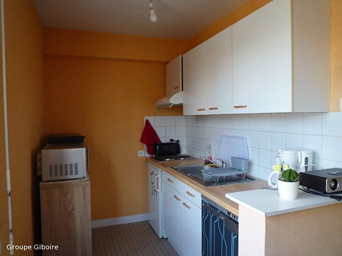 Appartement 1 pièce à louer - Quartiers Centre, Saint-Anne