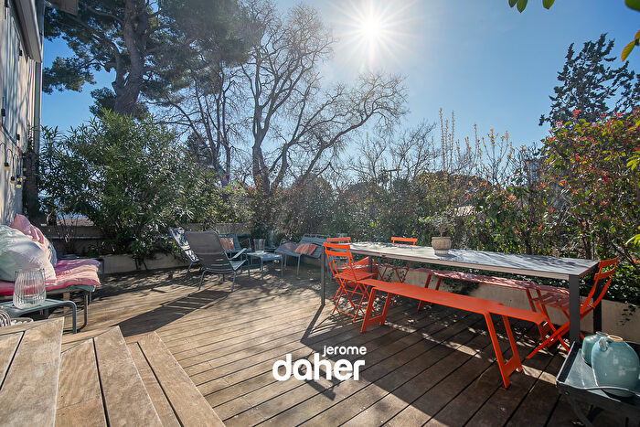 Appartement à vendre - Marseille e , Perier - 4 pièces - 2 chambres