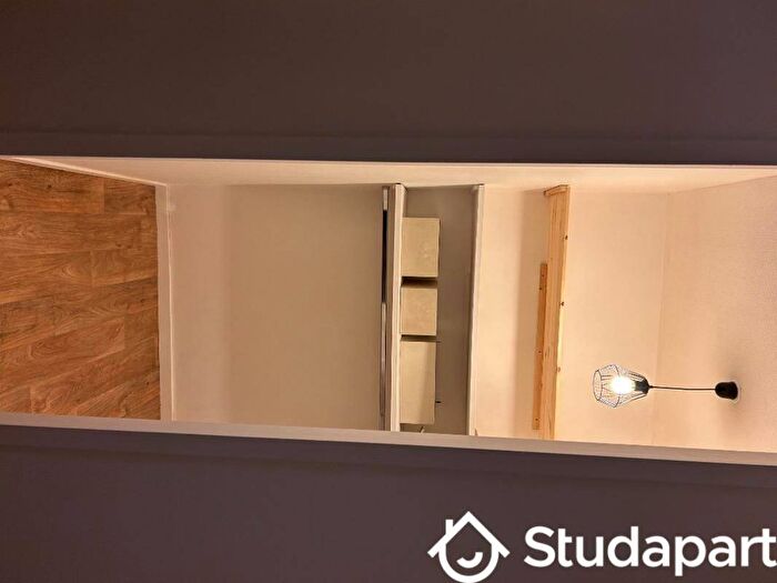 Appartement à louer - Crêt de Roc, Saint-Étienne - 3 pièces