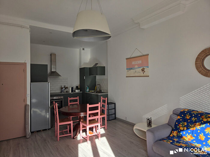 Appartement 2 pièces à Bordeaux, Nansouty, à louer