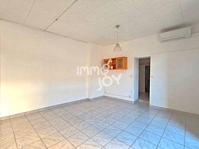 Appartement à louer - Lespignan - 2 pièces - 1 chambre