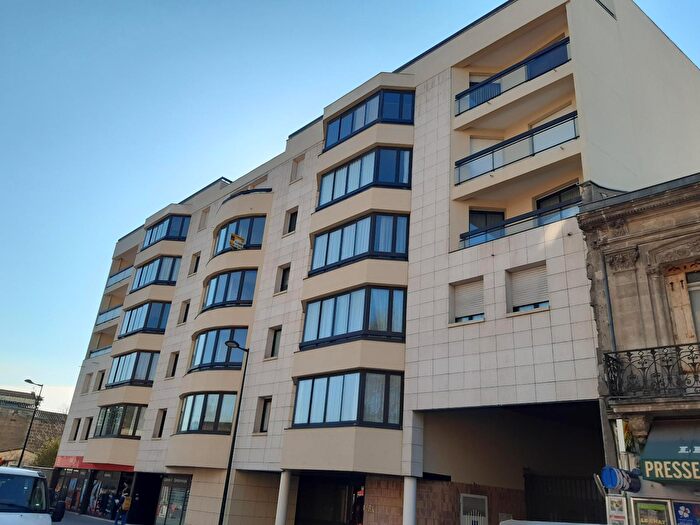 Appartement 4 pièces à louer - Bordeaux, Parc Bordelais