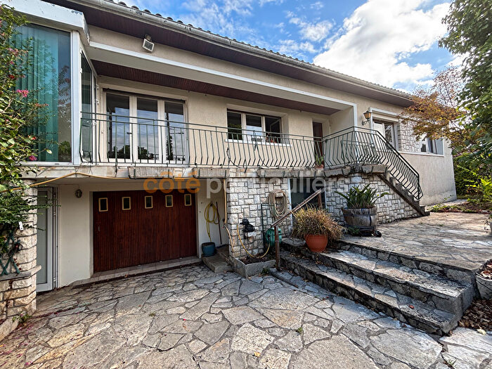 Maison 8 pièces à Mont-de-Marsan, Bourg-Neuf, à vendre