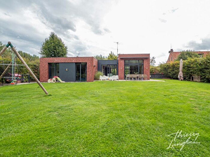 Maison 8 pièces à vendre à Bourghelles