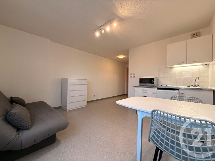 Appartement à louer - Besançon, Montrapon, Fontaine Ecu, Montboucons, Montjoux - 1 pièce