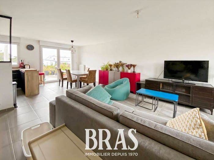 Maison 5 pièces à Plougoumelen, à louer