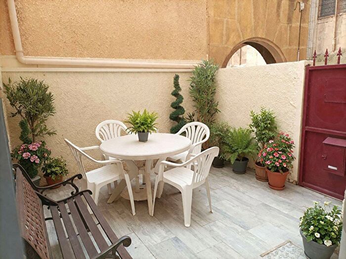 Appartement à louer - Bourg-Charité, Narbonne - 2 pièces - 1 chambre