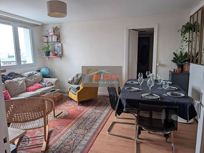 Appartement 4 pièces à louer à Sotteville-lès-Rouen, Centre-ville, Marcel Lods, Victor Hugo