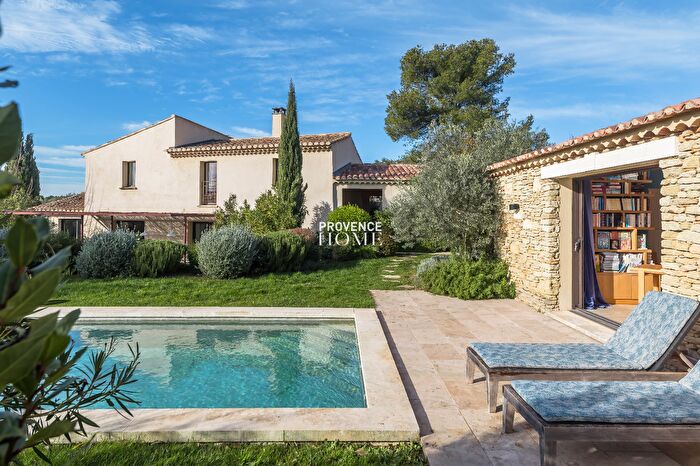 Maison à vendre - Cabrières-dAvignon - 7 pièces - 4 chambres