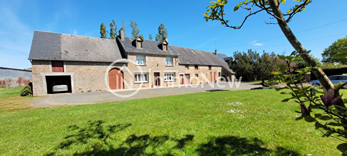 Maison 8 pièces à Le Val-Saint-Père, à vendre