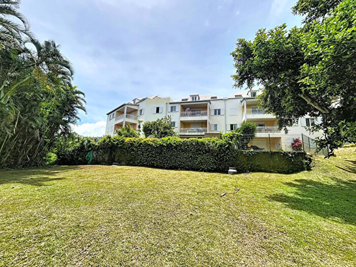 Appartement à vendre - Saint-Denis, Bois de Nèfles, Sainte-Clotilde - 4 pièces - 3 chambres