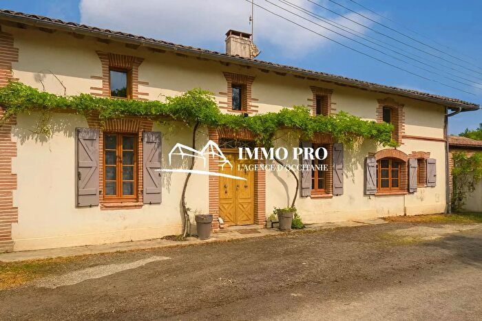 Maison à vendre - LIsle-Jourdain - 9 pièces - 4 chambres