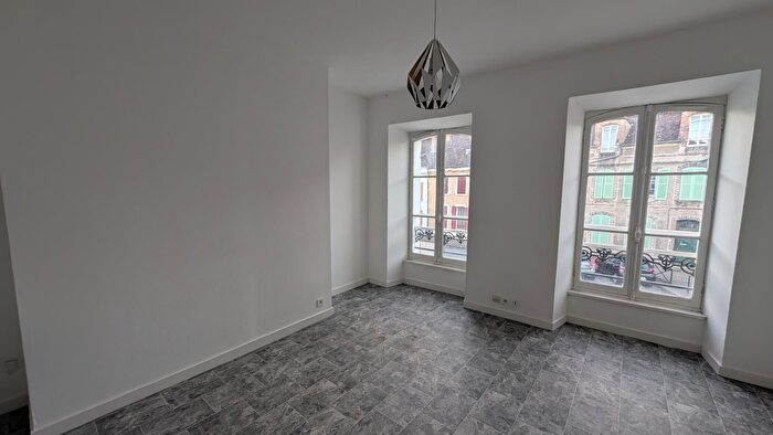 Appartement 1 pièce à louer - Villeneuve-sur-Yonne