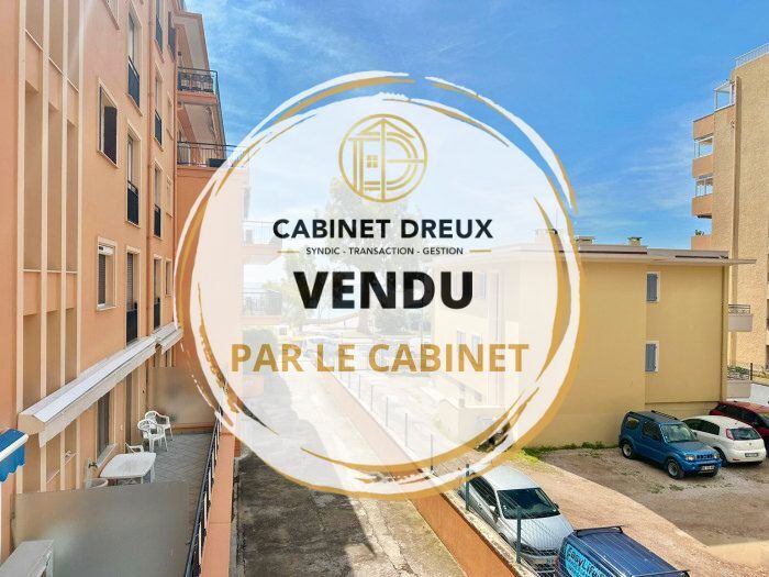 Appartement à vendre - Roquebrune-Cap-Martin, Carnolès, Gare, Cap Azur - 2 pièces - 1 chambre