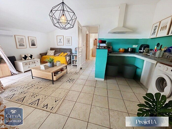 Appartement à vendre - Le Port, Port - 3 pièces - 2 chambres