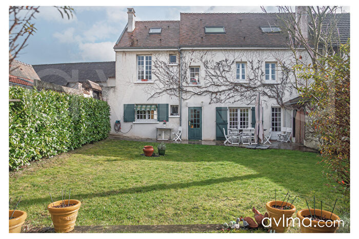 Maison à vendre - Rocquencourt - 8 pièces - 5 chambres