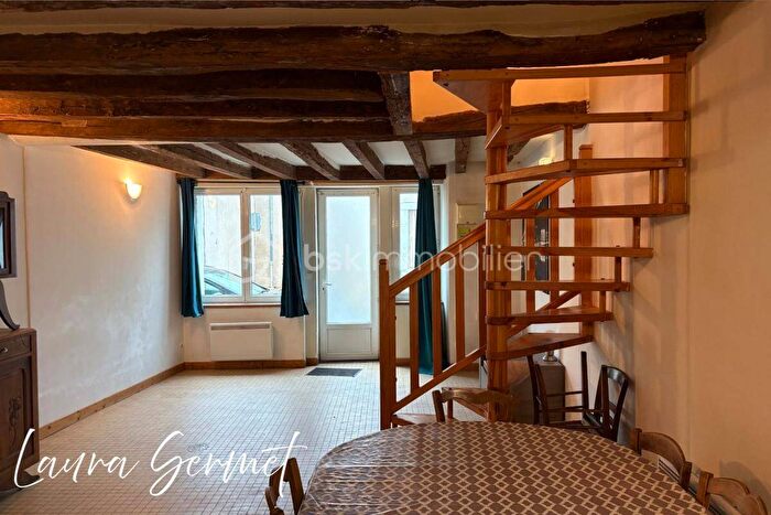 Maison à louer - Vatan - 3 pièces - 2 chambres