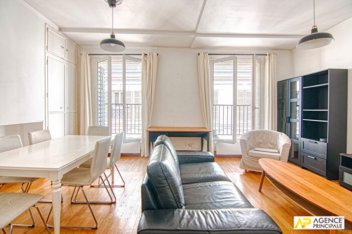 Appartement 4 pièces à Versailles, Notre Dame, à vendre