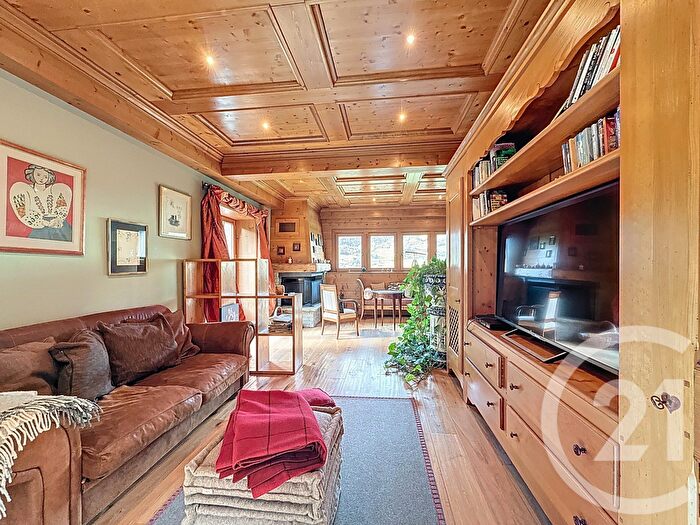 Maison à vendre - Taninges - 7 pièces - 5 chambres