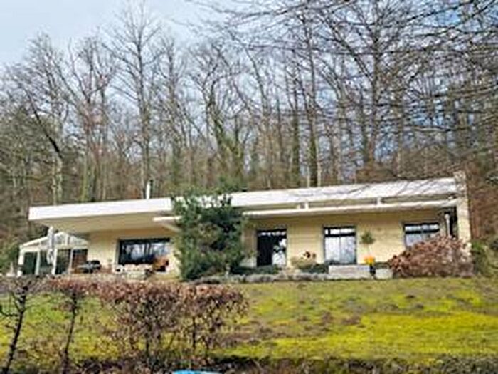 Maison à vendre - Cuise-la-Motte - 6 pièces - 4 chambres