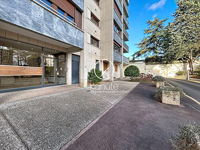 Appartement à vendre - Écully, Chalier, Valvert - 4 pièces - 2 chambres