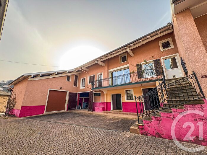 Maison à vendre - Vauxrenard - 9 pièces - 4 chambres