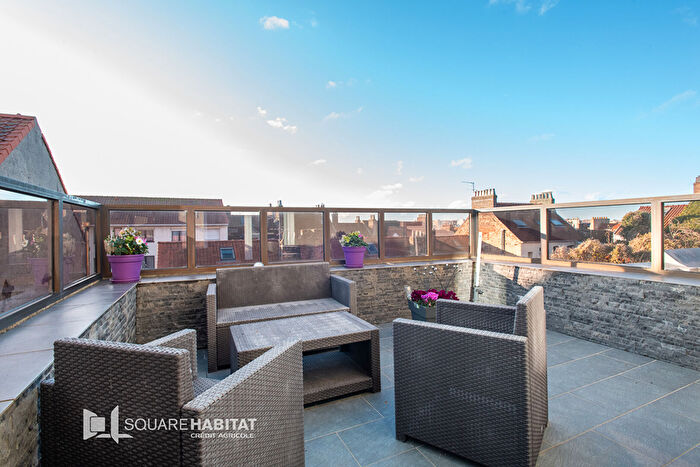 Maison à vendre - Boulogne-sur-Mer, Brequerecque - 6 pièces - 5 chambres