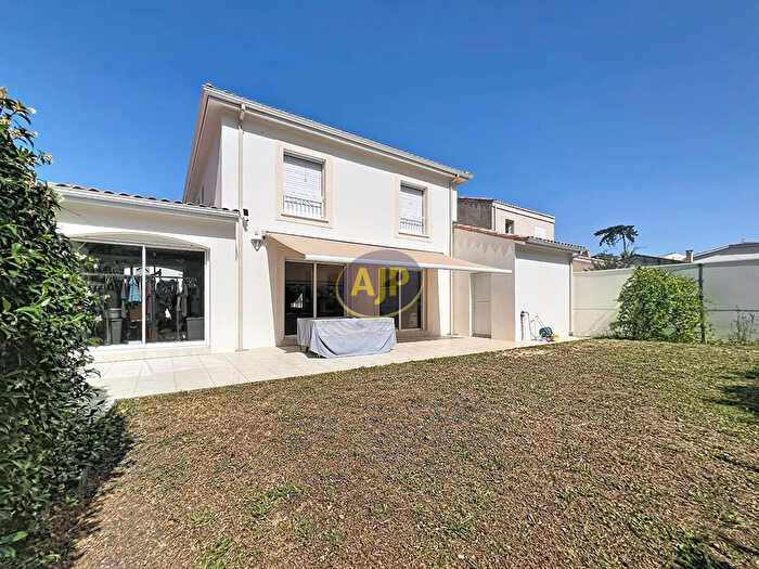Maison 6 pièces à vendre - Mérignac, Bourranville