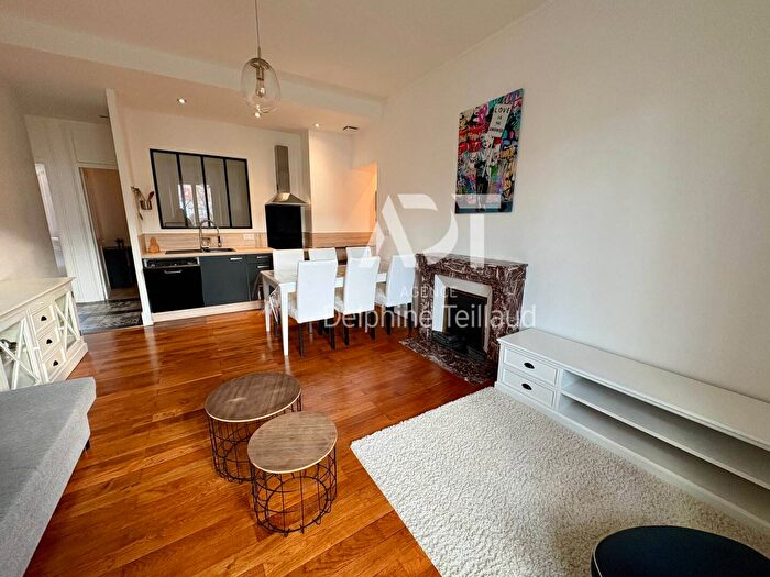 Appartement à louer - Berriat-Ampere, Grenoble - 4 pièces - 3 chambres