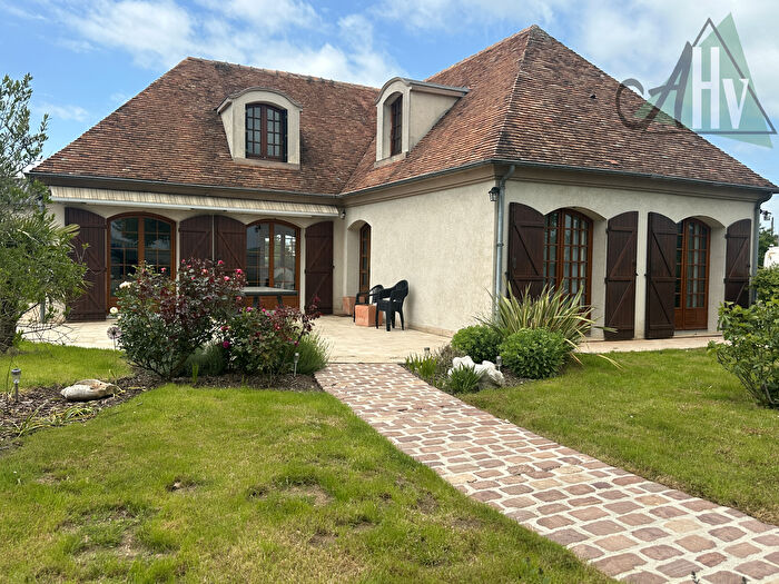 Bray-sur-Seine : Maison 5 pièces à vendre