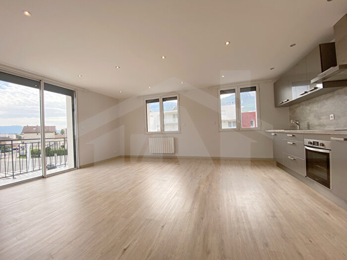 Appartement 3 pièces à louer - Fontaine, La Poya, Plan, Vouillants