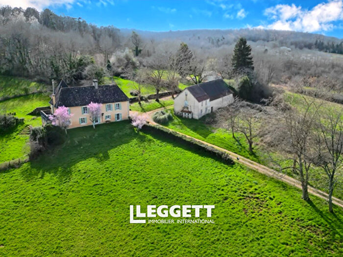 Maison à vendre - Sainte-Alvère - 9 pièces - 6 chambres