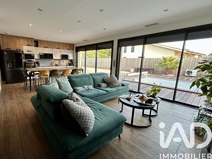 Maison à vendre - Vendays-Montalivet - 4 pièces - 3 chambres