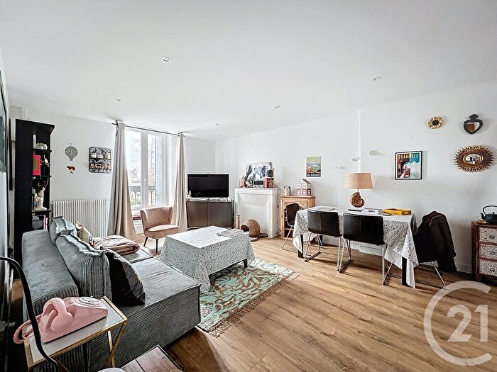 Appartement à vendre - Dijon, Centre-ville - 2 pièces - 1 chambre