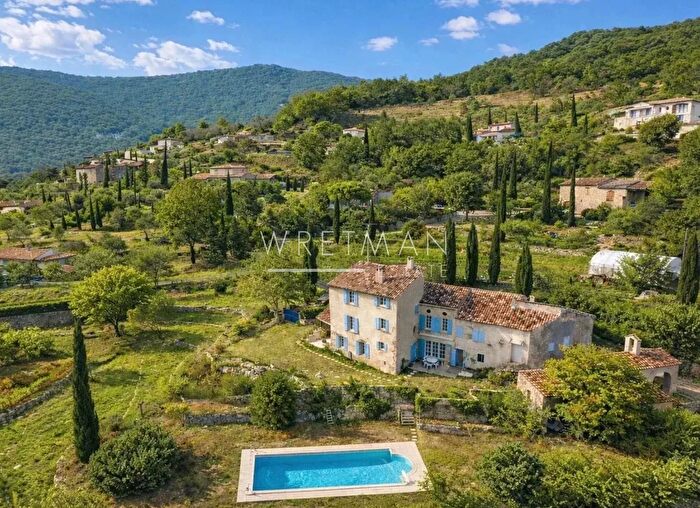 Seillans : Maison 9 pièces à vendre
