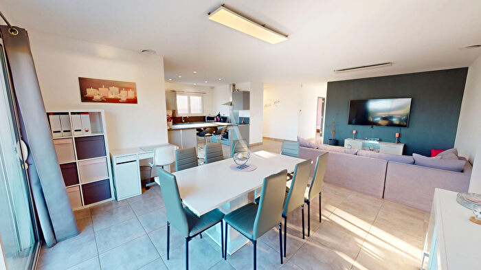 Maison à vendre - Saint-Gervasy - 4 pièces - 3 chambres