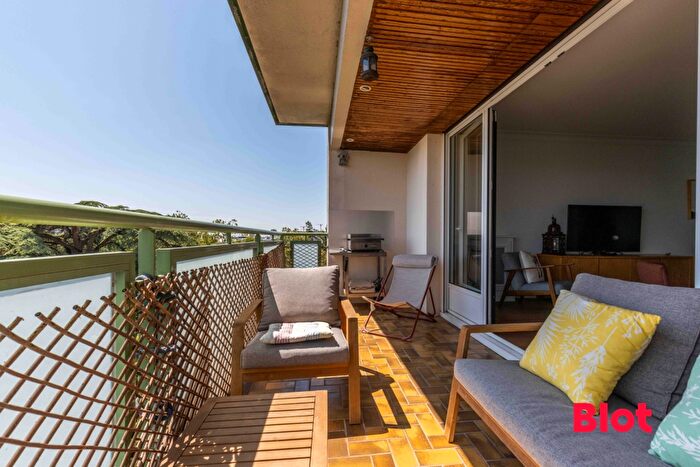 Appartement 5 pièces à vendre - Quartiers Centre, Thabor, Oberthür
