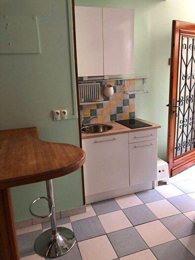 Appartement à louer - Paris ème arrondissement - 1 pièce