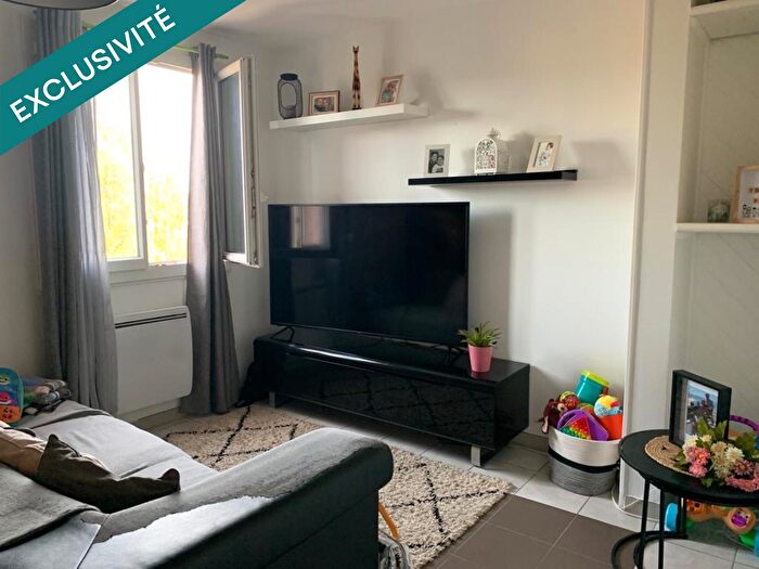 Appartement à vendre - Les Mureaux, Stade - 3 pièces - 2 chambres