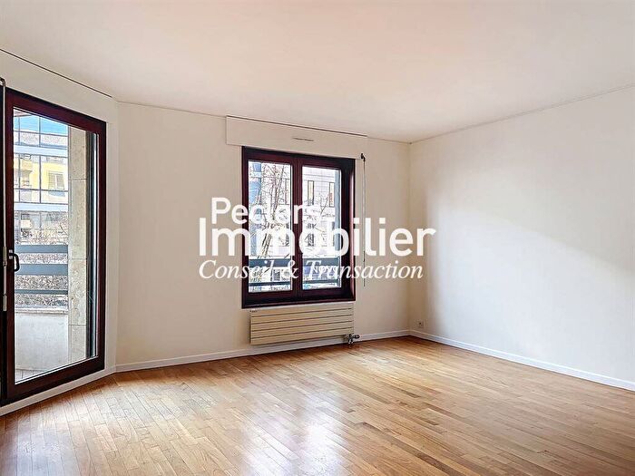 Appartement à louer - Rueil sur Seine-Plaine-Gare, Rueil-Malmaison - 4 pièces - 3 chambres