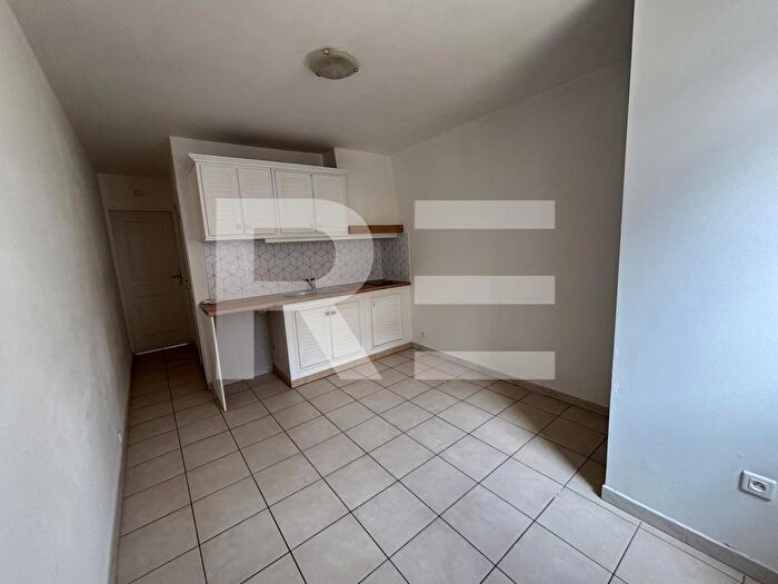 Appartement 2 pièces à Nîmes, à louer