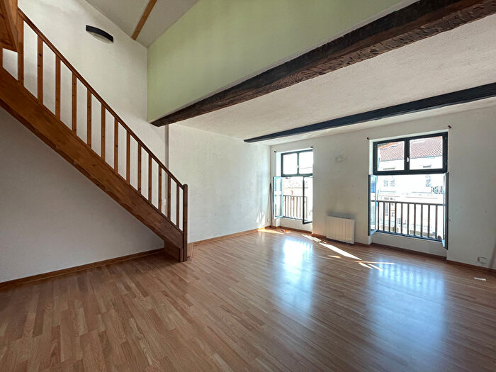 Appartement à louer - Caussade - 2 pièces - 1 chambre